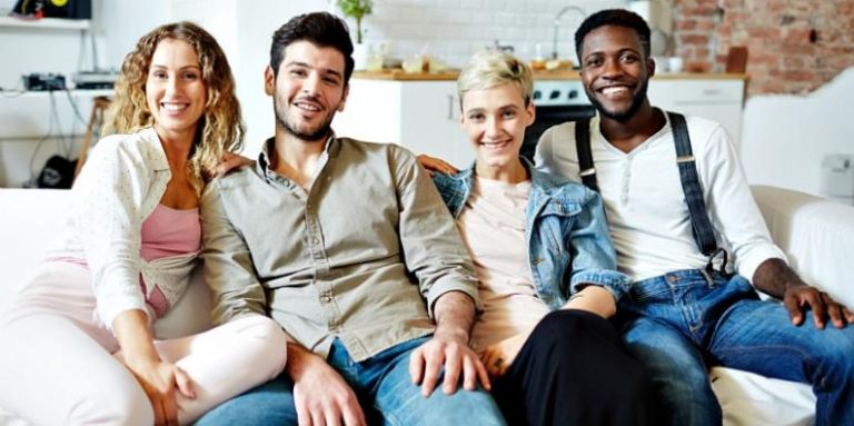 Polyamory Vs Open Relationship The Difference Between Polyamorous And